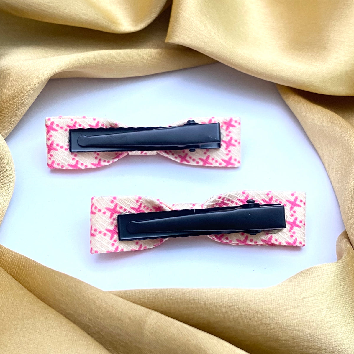 Affordable Cream & Pink Print Bows Pair– Oralia India