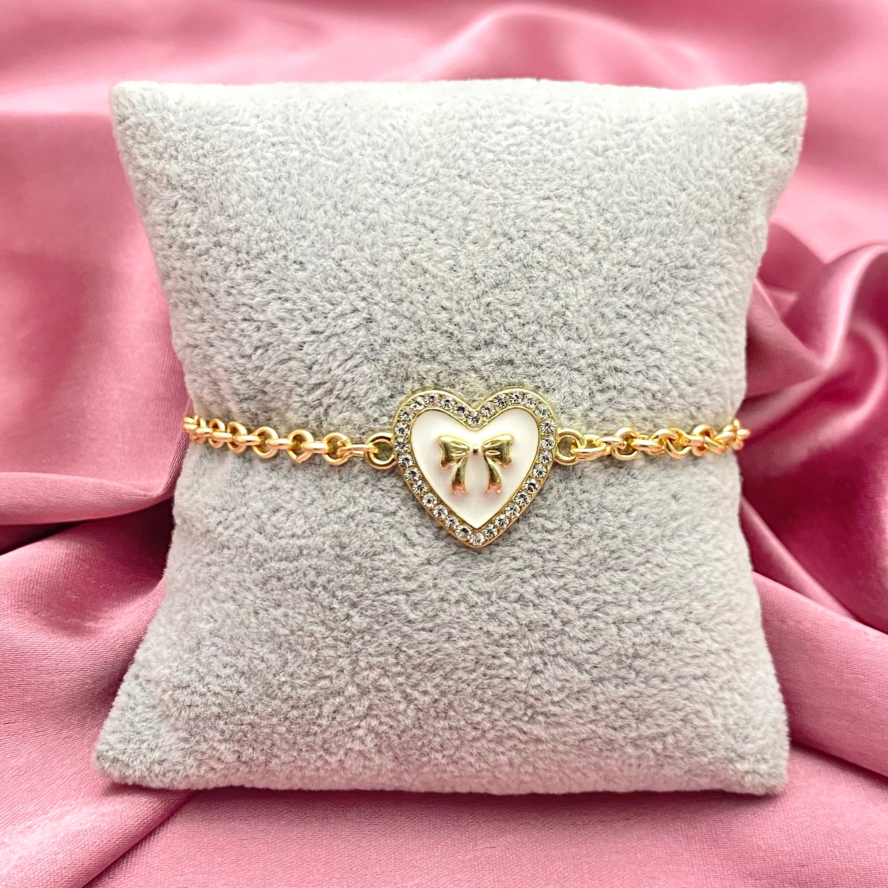 Stone Studded White Heart With Bow knot Charm Bracelet– Oralia India
