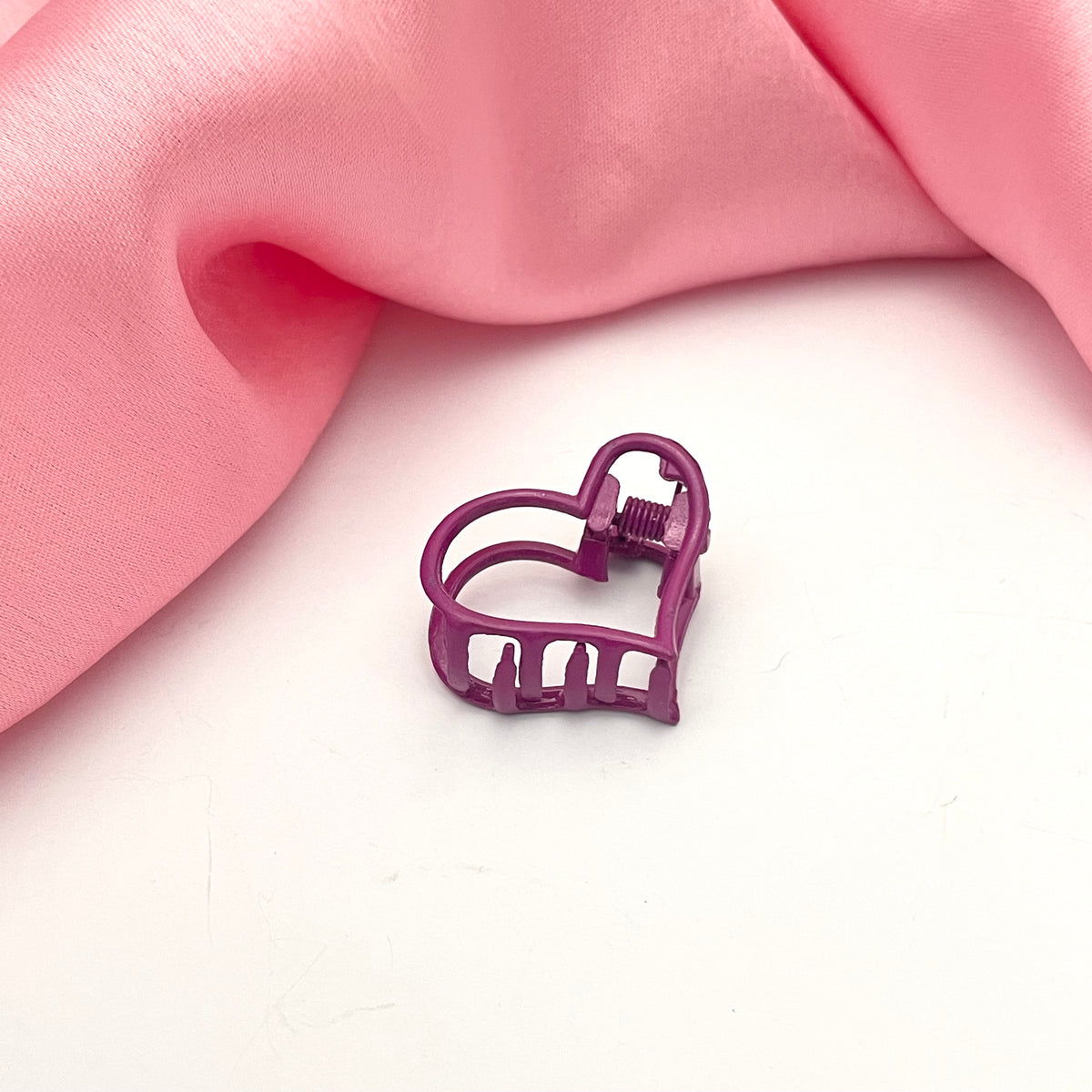 Oralia Purple Colour Heart Metal Mini Hair Clutcher– Oralia India